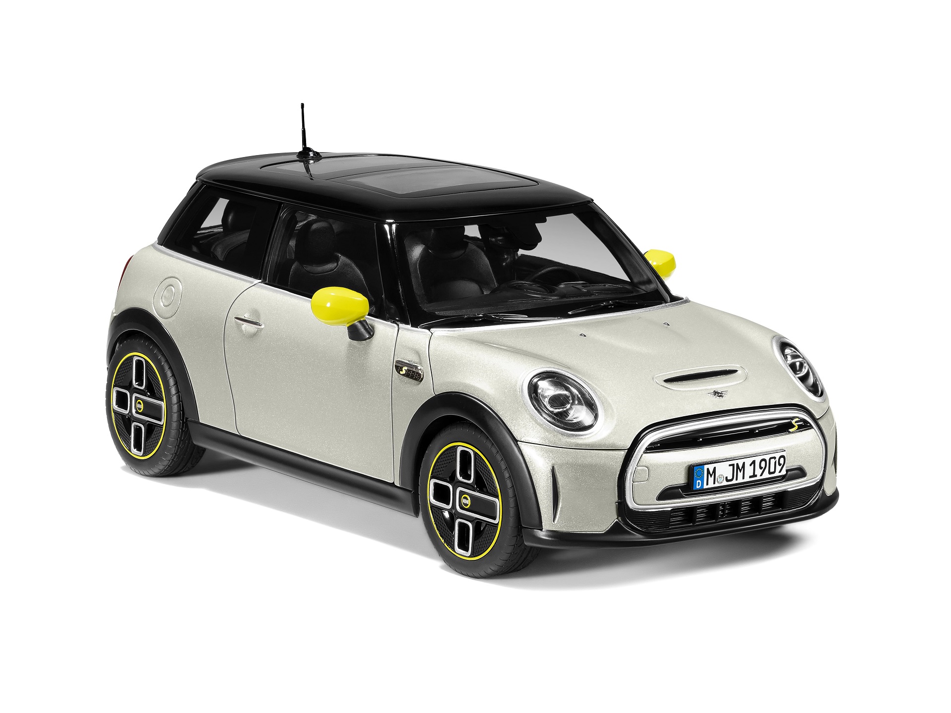 全新MINI ELECTRIC純電掀背 預售價155萬元起 即刻預訂純電駕馭樂趣！ - CarStuff 人車事